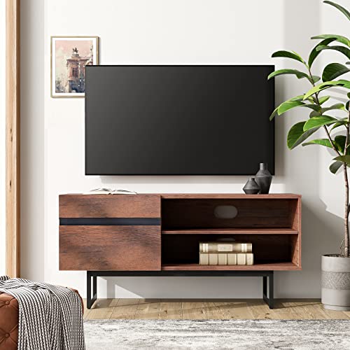 テレビ台・ブラウン 幅106.7cm W01S3100QJP・・Size:幅106.7cm・実用性や設計感を兼備隠す収納スペースとオープン棚付き、収納力が高い。広くないお部屋であっても、圧迫感を感じにくいのが特徴です。木材とスチールの異素材...