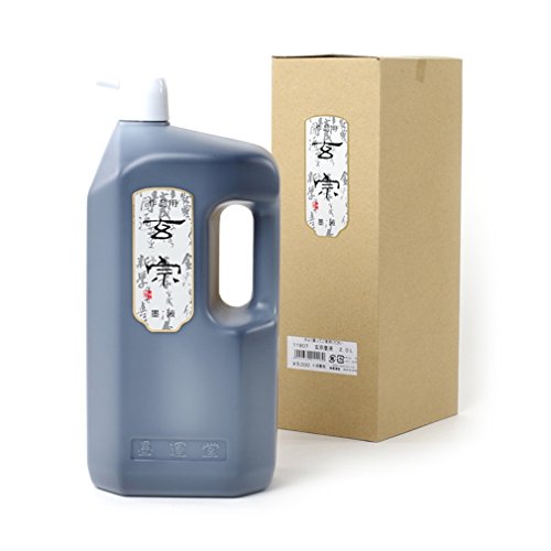 ・墨液 2L 11807・・Size:2LColor:墨液PatternName:単品・玄宗 固形墨の持つ書き味、暢び、紙への浸透性・表具性をすべて備えた液体墨として開発されたシリーズ・墨色 紫紺系の純黒・種類 鉱物性直火焚松煙墨 ／ 合成...