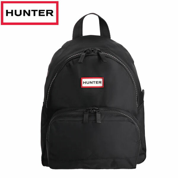 小さいサイズが可愛らしいナイロン クラシック ミニ バックパックが登場。Hunterで根強い人気の耐水性ナイロン素材を使用した本体は、少しの雨でも安心してお使いいただけます。 お出かけに必要なドリンク（500mlのペットボトル）や小物をコン...