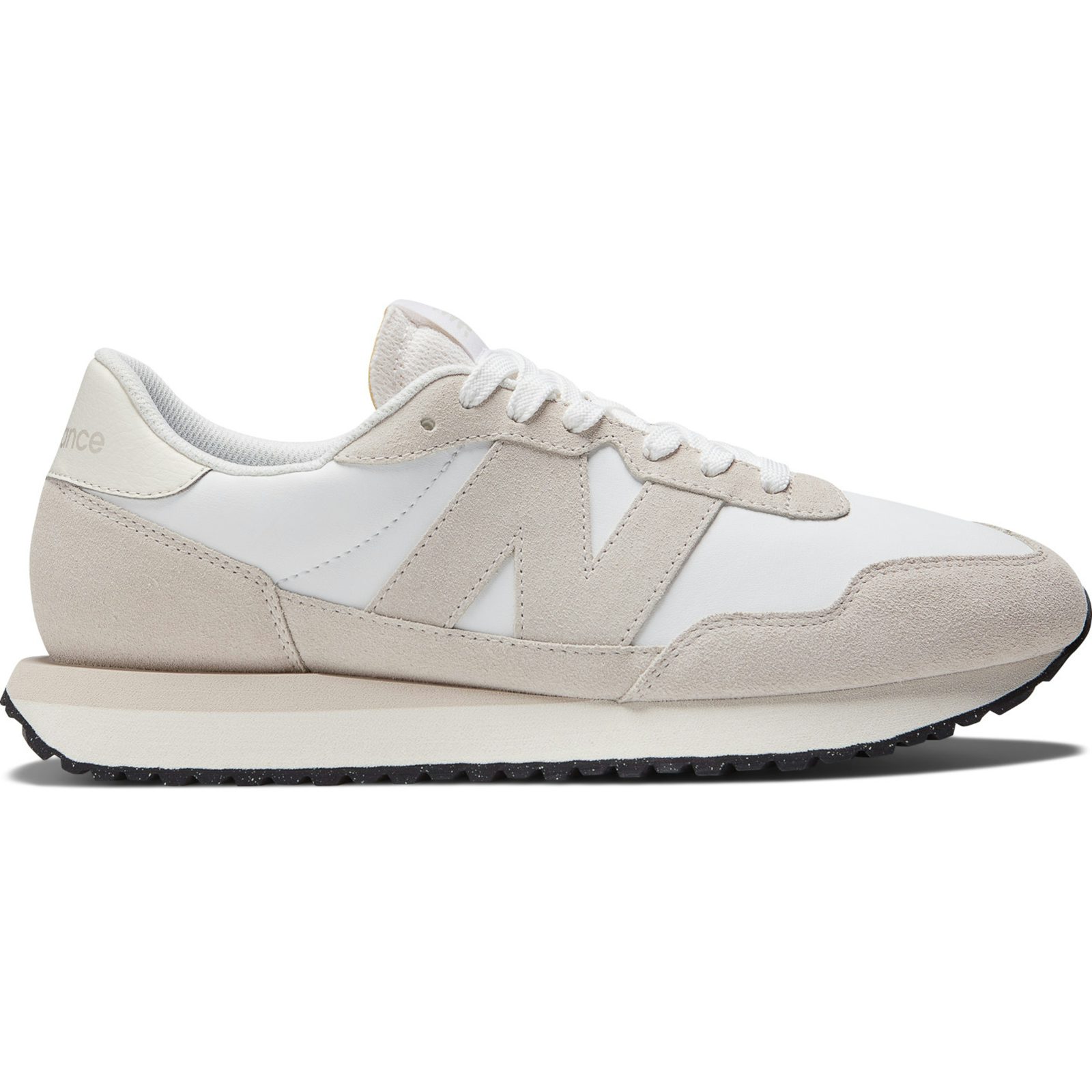 ■ColorSE （WHITE）■GenderMEN■StyleMS237SE■ITEM ＞ カテゴリ ＞ サブカテゴリFOOTWEAR ＞ LIFESTYLE ＞ Running Style■アッパー素材人工皮革 天然皮革 -■ソール素材...