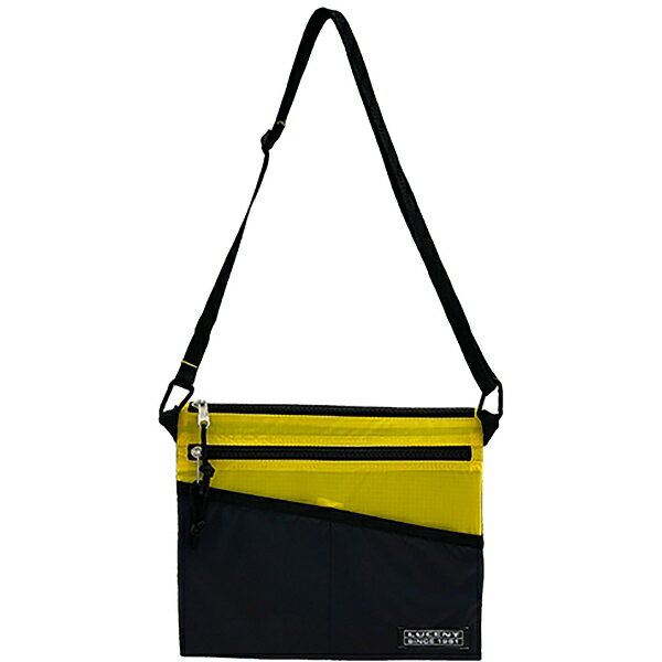 ナイロン製のサコッシュです。◯ショルダーバッグナイロン100%幅27×高さ21cm中国【04703000000000000】