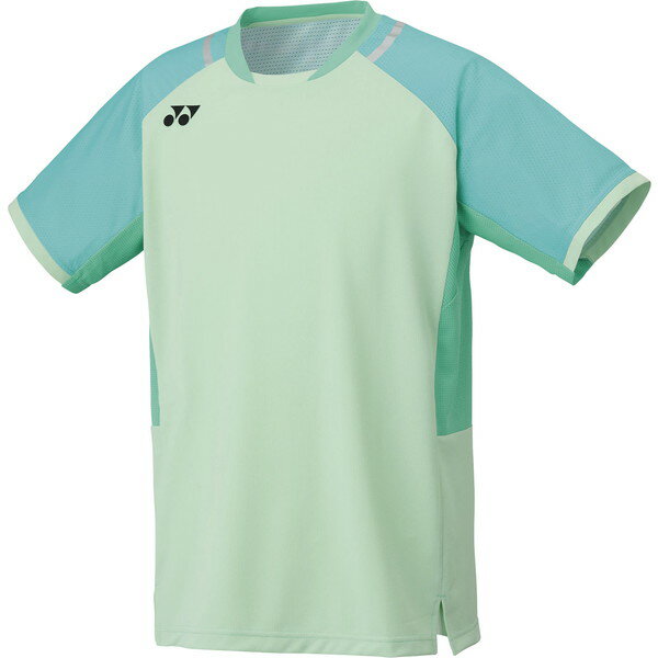 バドミントンにおける独特な動きを研究し開発したヨネックス社独自の立体設計「Precision Move」テクノロジーを採用。脇や股下で生じる不快なウェアの突っ張り感を軽減することで、動き易さを追求。バドミントンのゲームシャツは伸び方向の違う...