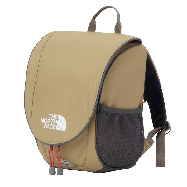 アクティブな子供たちに対応する、容量8Lのデイパックです。 フラップが大きく開くメインコンパートメントは、荷物をスムーズに出し入れできる仕様。中身もチェックしやすく、忘れ物の予防に役立ちます。肩にやさしくフィットするショルダーハーネスは、や...