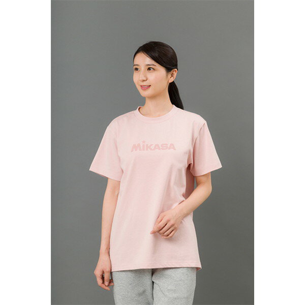 ■特徴 快適さと上質感を兼ね備えた、着回し自在の半袖Tシャツ 程よいルーズシルエットで、快適な着心地を実現した半袖Tシャツ。 表側にコットン糸、裏側にポリエステル糸を使用したプレーティング天竺素材を採用。 きれいな表面感と肌側のドライな風合...