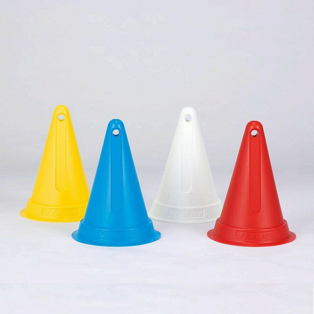 ○材質：ポリエチレン ○サイズ：高さ40cm×底直径30cm ○自重：約700g ○「カラーをご指定ください」90：白・100：赤・400：黄・700：青 ○グラウンド固定ピン穴付 ○ポール用2cm縦横穴付 ○D.PAT 【生産国】 日本製...