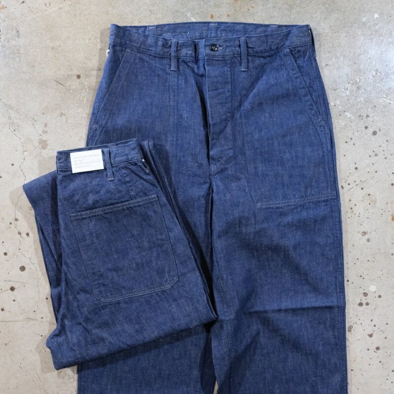 『WORKERS』 岡山発のワークウェアブランド。 ヴィンテージのアメリカンワークウェアをベースに、解析・研究し代表自らパターンを引き製作されております。 キレイ目なトラッドなスタイルから無骨なワークウェアまで幅広く展開されております。 ■...