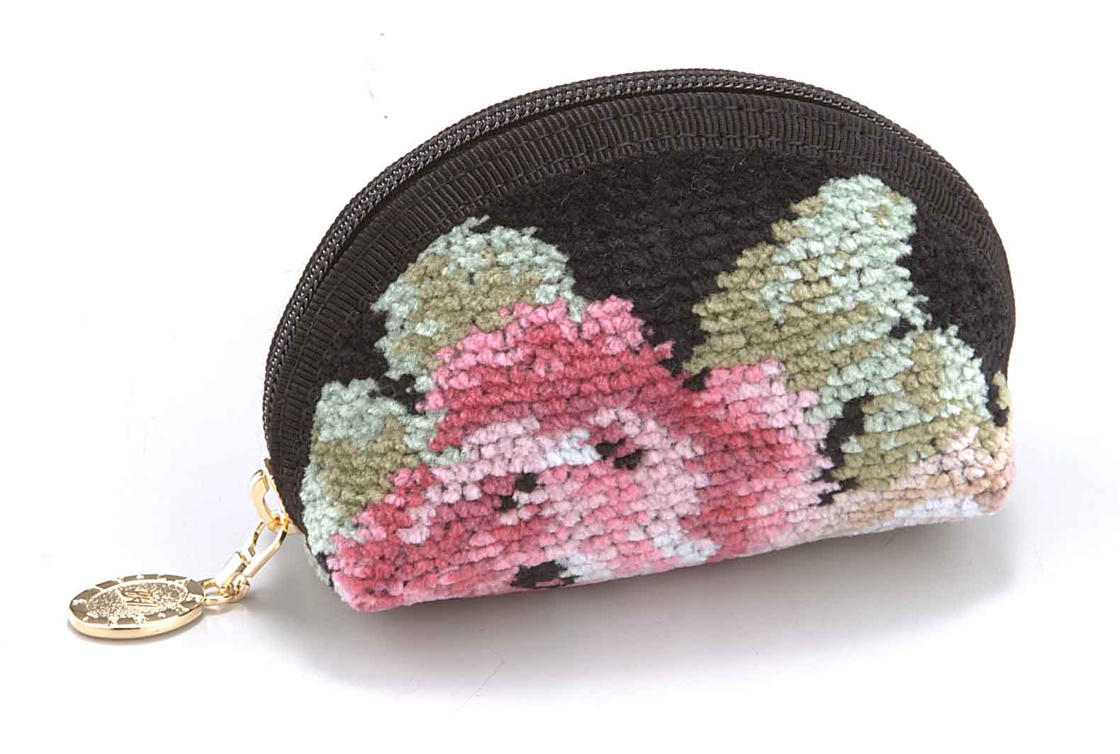 【サイズ】縦6×横9×マチ4cm 【重量】約　20g 【素材】綿（ドイツ製シェニール） 【仕様】開閉：ファスナー式 【日本製】 ※モニターにより、色の見え方が実際の商品と異なる場合がございます。　