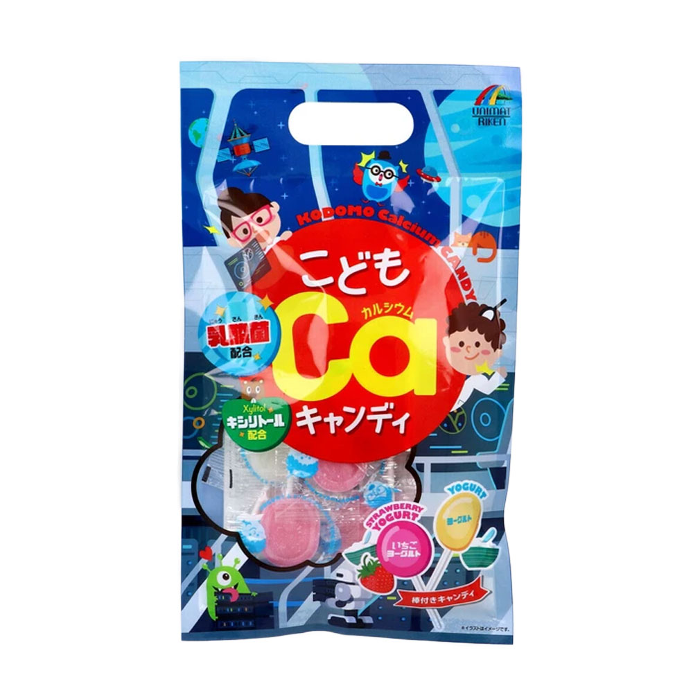 お子さまの毎日の成長を応援する、カルシウムと乳酸菌を配合したキャンディです。 ヨーグルト味といちごヨーグルト味のアソートタイプなので、その日の気分に合わせて2種類のフレーバーをお楽しみいただけます。 やさしい甘さと親しみやすい味わいで、お子...