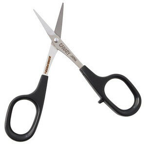 特　長 シャープな刃先で細かい作業に最適です。 フッ素樹脂コーティングで切る機能を大きく向上させました。 抗菌剤入りの樹脂を使用しています。 安定感のある厚めのハンドル。 仕　様 用途：繊細なペーパークラフトに。極細・デザイン用 刃渡り：1...