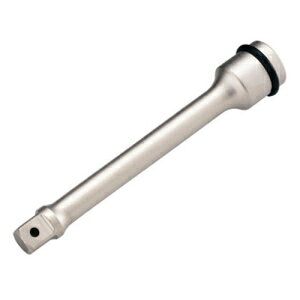 仕様 サイズ(約):差込角/12.7mm、全長/150mm 重量(約):190g 商品説明 深くて狭い箇所の作業など、レンチが操作しにくい時、ソケットを延長させるために使用します。 無電解メッキで抜群の防錆効果。均一性に優れたメッキではがれ...