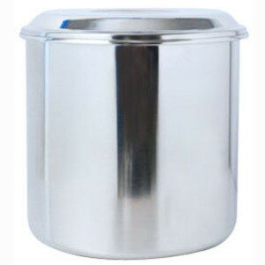 特 長 ソース、しょうゆ、各種タレに強いモリブデンステンレス製。 油圧プレスに依る一枚絞りですから製品が均一にできております。 フタの裏側に引掛け金具がついておりますので使用する際、 蓋の置き場所に困る事はありません。 耐蝕・耐酸性に優れて...