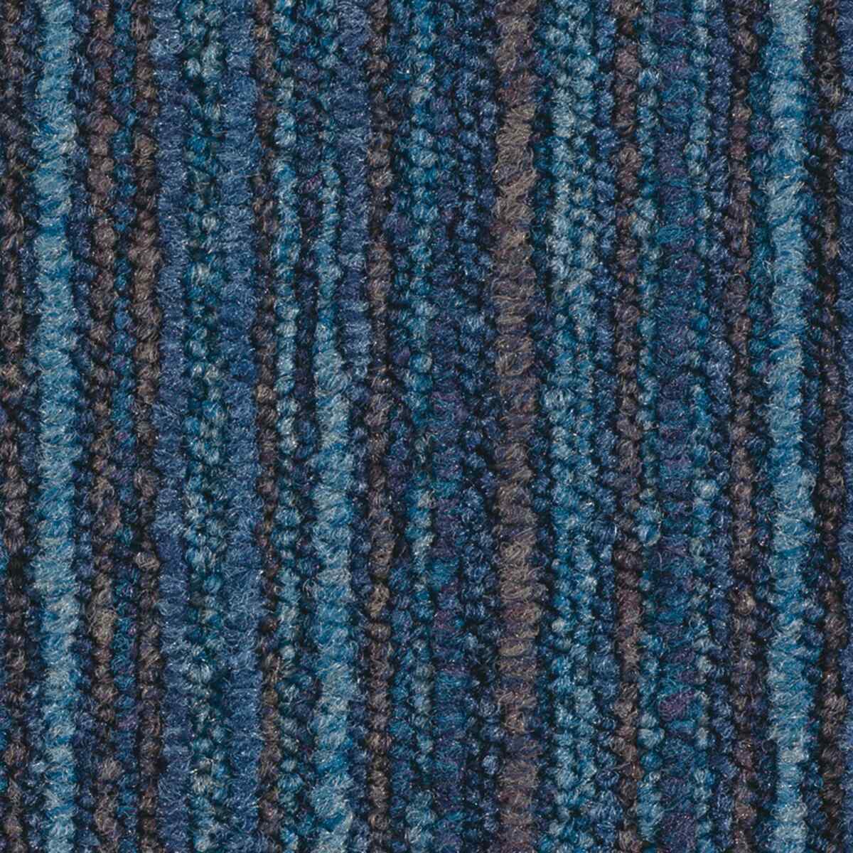 仕様 入数:1ケース20枚入り(5平米分) 寸法:50cm×50cm/1枚 組成:ナイロン(原着)100％ パイル長:4mm/2.5mm 全厚:6.5mm バッキング:特殊PVC 重量:4.3kg/m2 防炎:試験番号E2110086 制電...