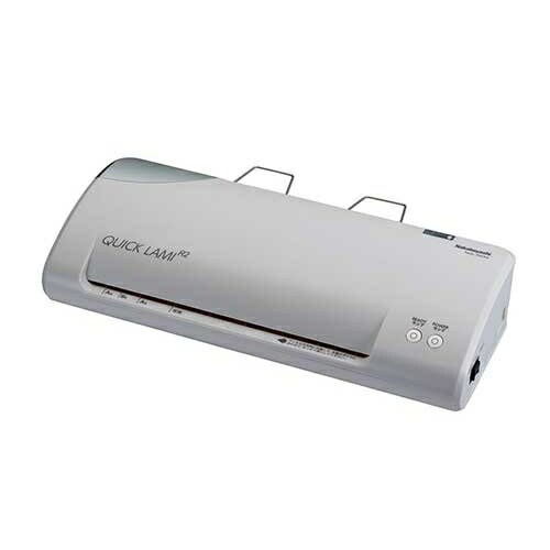 仕様 最大ラミネート幅:240mm(最小は名刺サイズ) 最大ラミネート厚:0.6mm(フィルムと原稿を合わせた厚み) ラミネート速度:394・475mm/分(50・60Hz) 温度設定:100μmと150μmの2段階切替え ウォームアップ時...