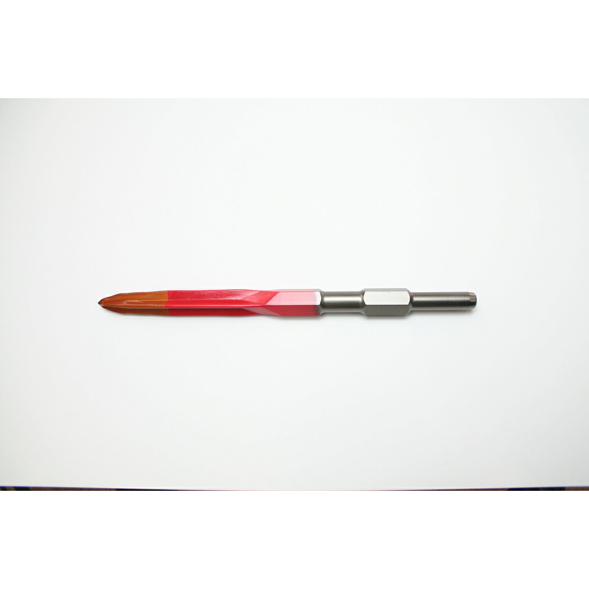 商品名 ラクダ プラスブル 【17H×280mm】　［10122］ 特 徴 ■刃先が磨耗しても常にエッジが残っている為、再鍛造しなくても 高い破砕力が維持できます。 オフセット砥石を付けたディスクグラインダーで2〜3分研磨すると新品同様に甦...