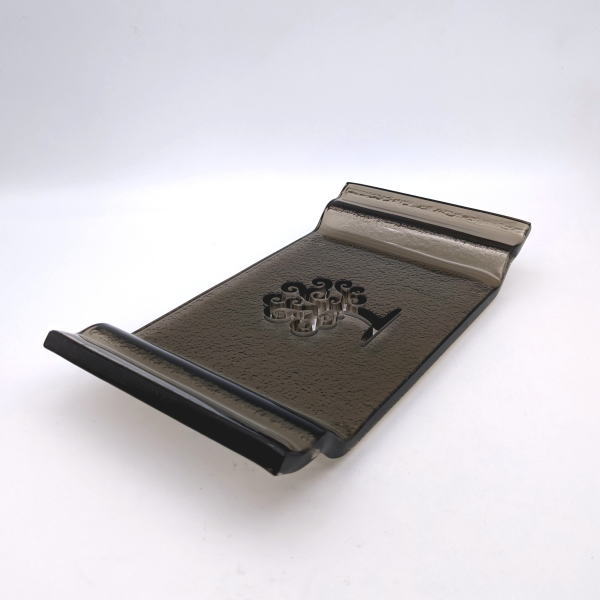 ■商品情報 サイズ 約H4×D14cm×W28cm※手作りの為、大きさに若干個体差がございます。 材質 ベネチアングラス 輸入先国 イタリア ■インテリア小物　プレートイメージキーワード ベネチアングラス製プレート　プレート　plate　v...