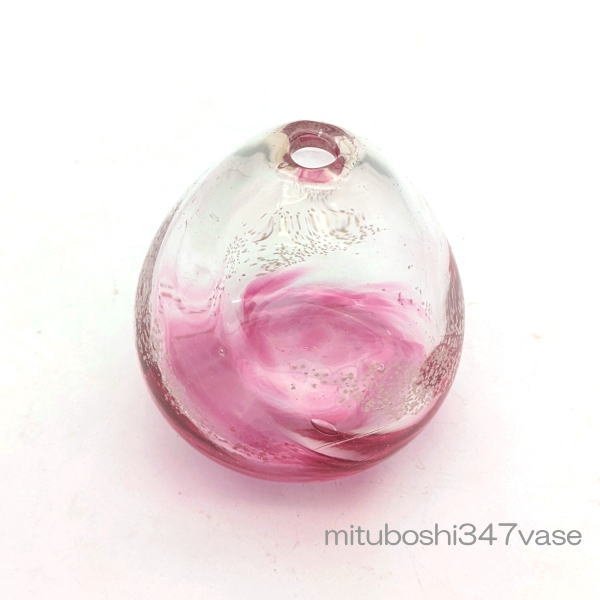■商品情報 サイズ H6cm×W6.5cm 材質 琉球ガラス 制作工房 沖縄・琉球ガラス工房『三ツ星』 ご注意 ※ギフトボックスは有料です(＋110円）琉球ガラス一輪挿し・花瓶・ flowervase　mituboshi347vase　三ツ...