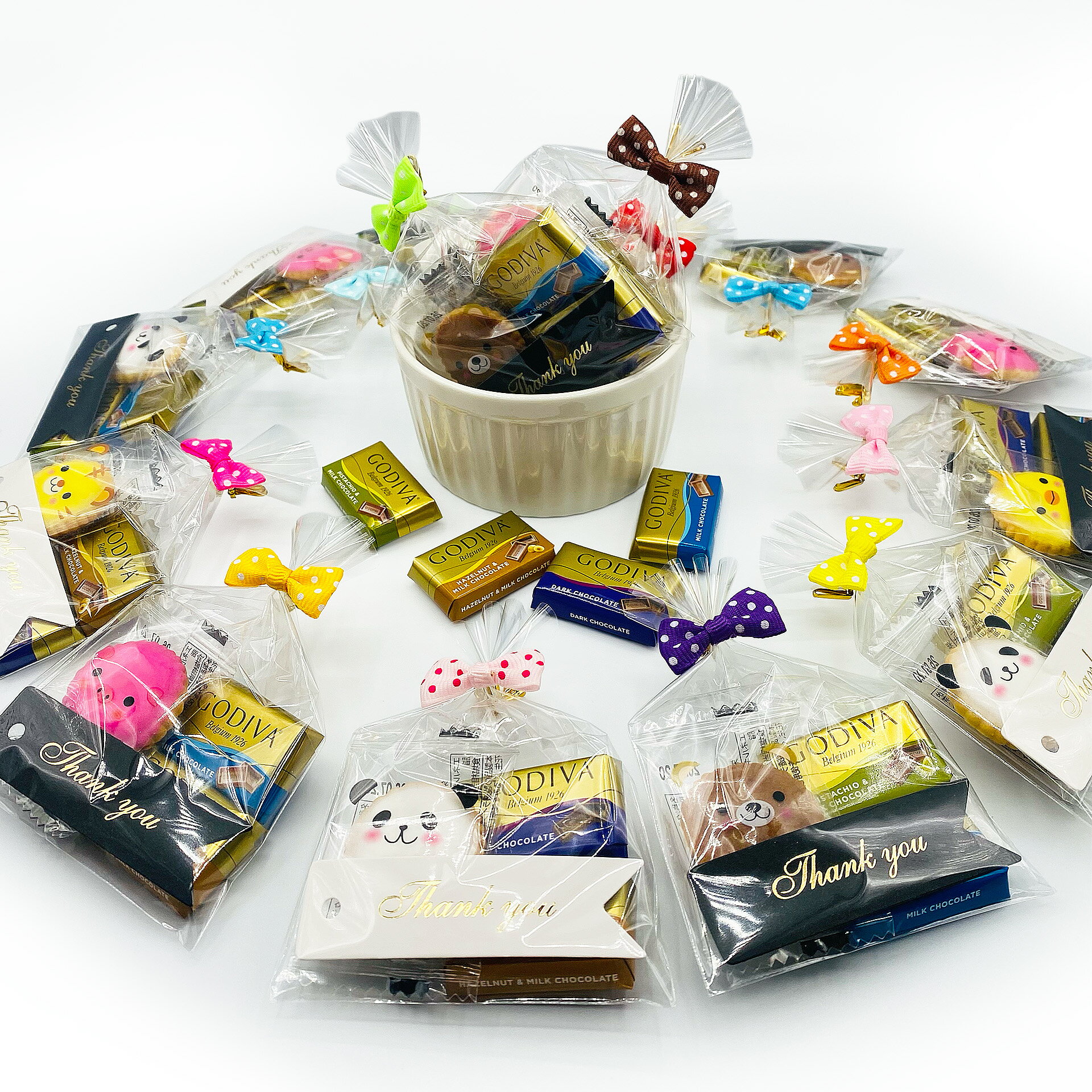 ✦ PETIT GIFT SET ✦お世話になったあの人へ。ほんの気持ちを伝えるプチギフトアニマルヨーチ × GODIVA ゴディバ ナポリタンチョコ｜個包装リボン付き THANK YOU タグ 15セット入り・送料無料 🎀...