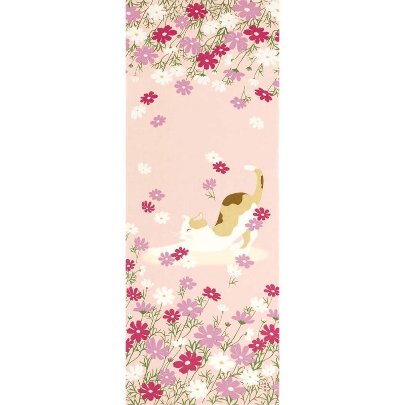 濱文様 絵てぬぐい 秋桜とごきげん猫素材：綿100%サイズ：34cm×90cm濱文様のてぬぐいは、横浜伝統の型染め手法である「捺染(なっせん)」で染め上げていますタペストリーや壁にかけてインテリアとしてもご利用くださいてぬぐいの両端は従前ど...