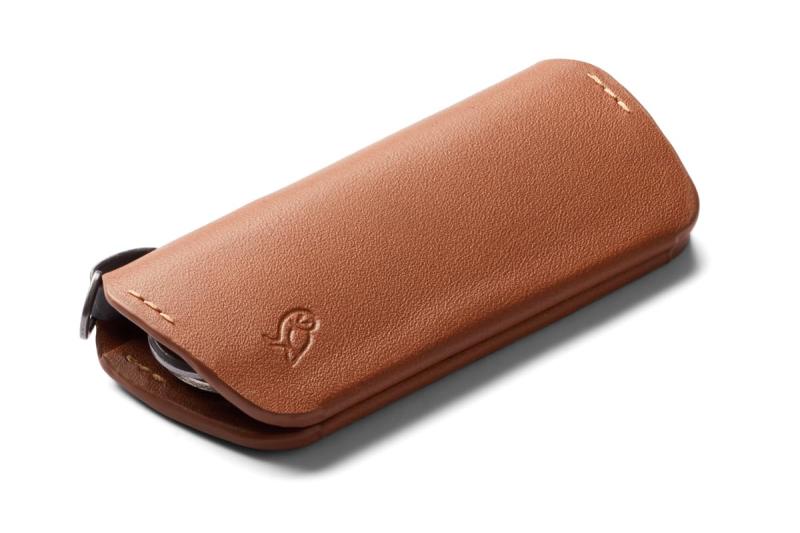 Bellroy Key Cover Plus – Third Edition レザーキーケース カギ4～8本を収納可能耐久性と安全性を高めた改良デザイン標準サイズのカギ4～8本を収納可能、車のカギやキーフォブを装着できるDリング付きポケット...