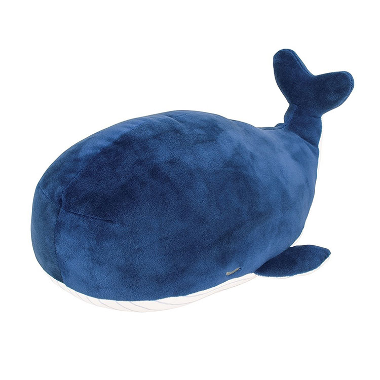 商品仕様プレミアムな生地を使ったかわいい動物たちのボルスタークッション。まぁるいフォルムに、ふわふわもっちり生地に包まれた癒しモード全快のアイテムです。抱きまくらより小さいサイズでお子様も使いやすいアイテムです。【サイズ】約W15×D33×...