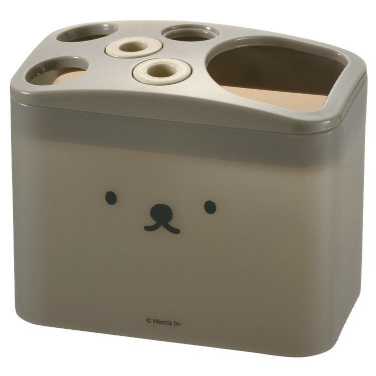 商品仕様【サイズ】約W111×H94×D65mm 【素 材】本体・フタ：AS樹脂/ジョイントパーツ：ポリプロピレン 【重 量】約110g 【特 長】洗面台ポケットにも収納しやすいスリム設計。ジョイントパーツをつければ歯間ブラシも立てられます...