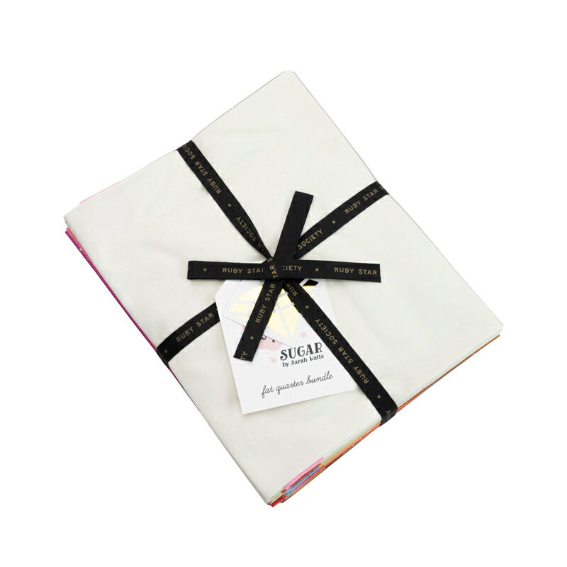 商品情報素材/材質綿100%サイズ/寸法約45.7×55cm カットクロス　20枚セットその他商品説明シリーズの全柄をご確認いただけます。Sugar FQ Bundle Ruby Star Society　Sarah Watts の　Sug...
