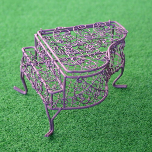 まるで妖精たちの遊び場のようなジオラマガーデン 商品サイズ W12.5×D9.5×H7cm