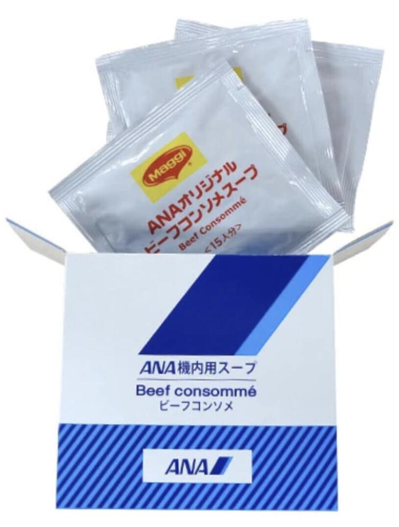 快適な空の旅を楽しんで頂くために、ANA機内サービスでお出ししているオリジナルのコンソメスープ！！ 牛肉の風味をいかしたエキスに、野菜の旨みをプラスしたコクのある味わいで、誕生以来、多くの方に親しまれています。 スープ以外にもお料理の かく...