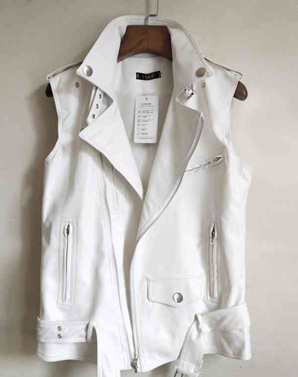 【カラー】ブラック ホワイト レッド【サイズ】M L XL 2XL【サイズ表記】サイズ/cm ・Mサイズ:着丈62 身幅100 肩幅43 ・Lサイズ:着丈64 身幅104 肩幅44 ・XLサイズ:着丈66 身幅108 肩幅45 ・2XLサイ...