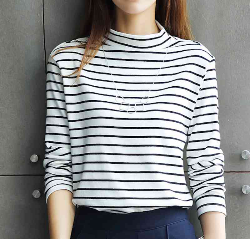 【カラー】カラーブラック ホワイト【サイズ】S M L【サイズ表記】サイズ/cm ・Sサイズ:着丈59 身幅92.5 肩幅 38袖丈53 ・Mサイズ:着丈60.5 身幅96.5 肩幅39 袖丈54 ・Lサイズ:着丈62 身幅100.5 肩幅...