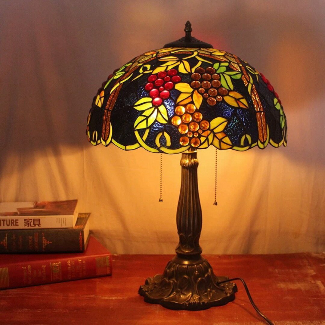 商品説明サイズ ：幅40 x 高さ60（cm）ワット数 ：40w×2（口金 E26)素材：ガラス、樹脂☆☆★★★★★★★★★★★★★☆☆◆お客様のご覧になっているモニター等により多少色が異なる場合がございます。あらかじめご了承ください。◆複...