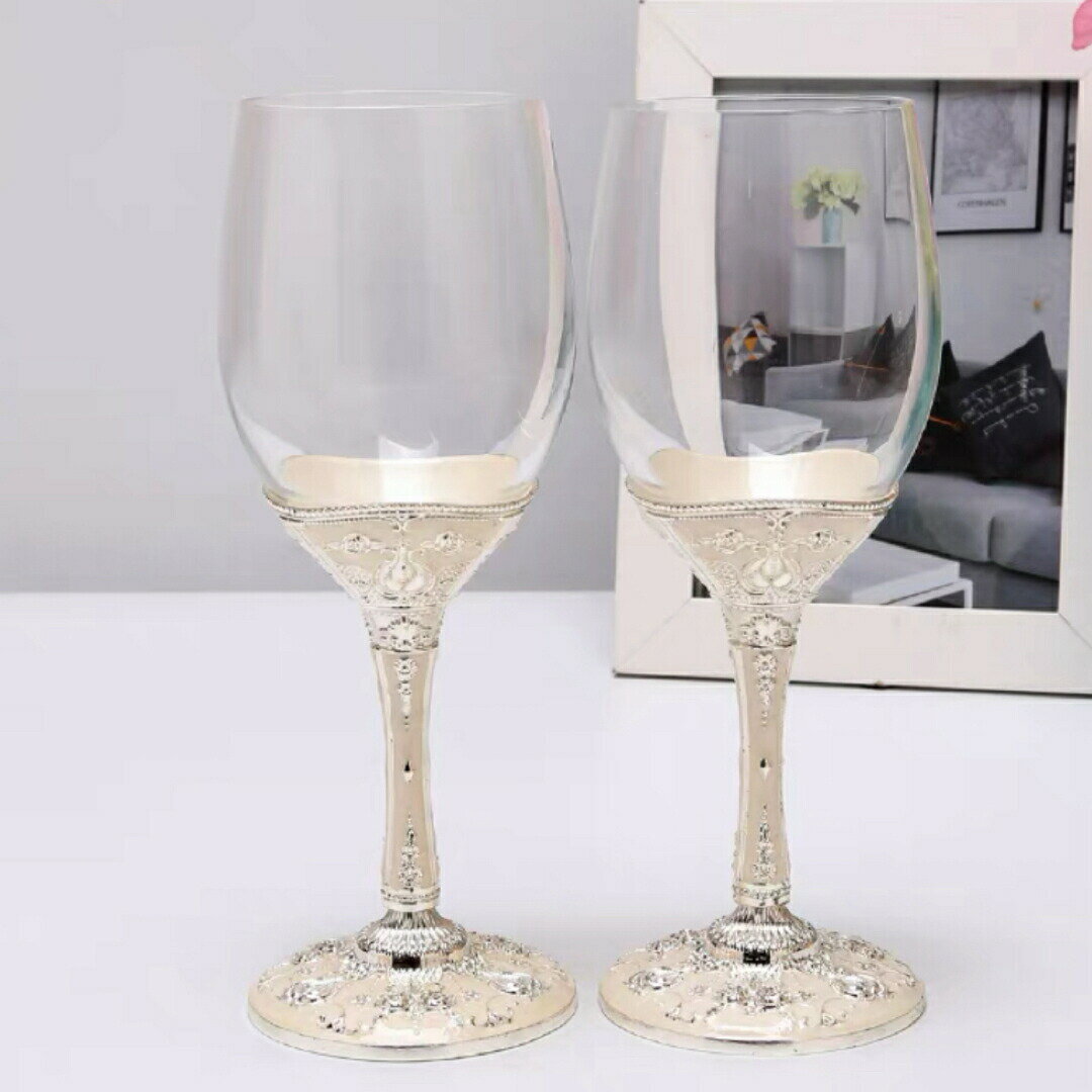 商品説明口径 6.5cm、高さ 20.5cm材質：金属、ガラス☆☆★★★★★★★★★★★★★☆☆◆お客様のご覧になっているモニター等により多少色が異なる場合がございます。あらかじめご了承ください。◆複数ご注文の場合やお急ぎの場合は必ず事前に...