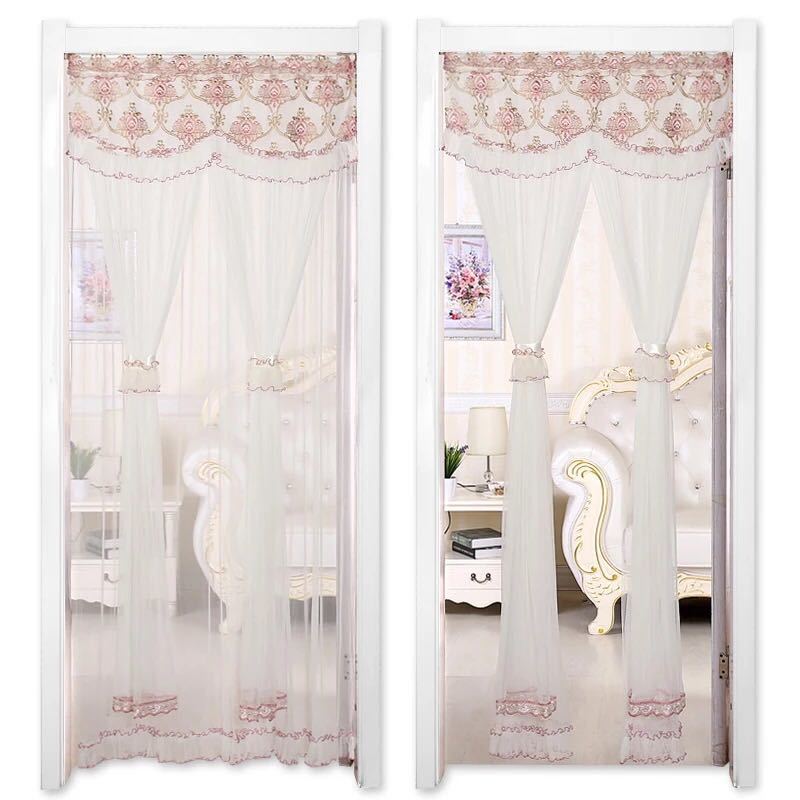 素材 ：ポリエステル サイズ ：約85x200cm ※突っ張り棒はを付きます 注意事項 1、ご利用のPC環境により、実際の商品と色が異なる場合がございます。予めご了承ください。 2、新品未使用品ですが、外箱に初期からのスレ、剥げ歪みなどあり...