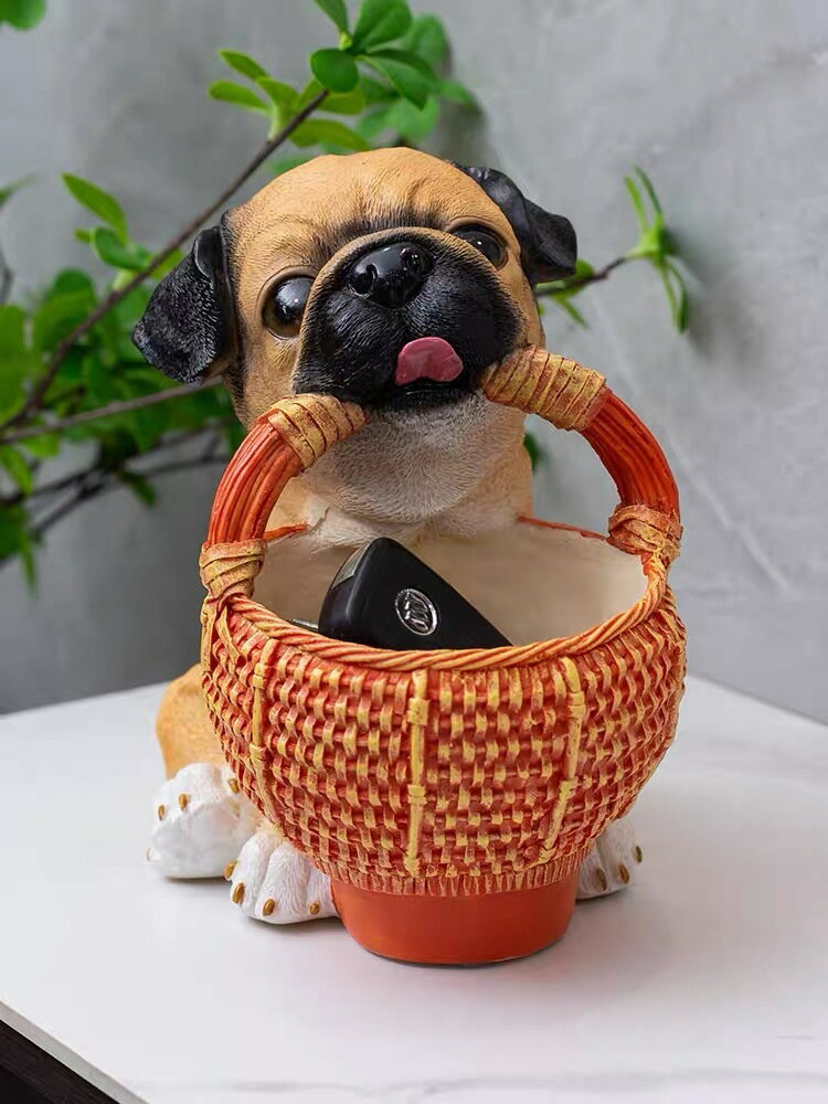 パグ 置物 小物入れドッグ 犬 収納ボックス 卓上収納 雑貨収納 かご PUG小物入れ小物入れサイズ：幅21 x 奧行16 x 高さ20(cm)素材：樹脂☆☆★★★★★★★★★★★★★☆☆◆お客様のご覧になっているモニター等により多少色が異...