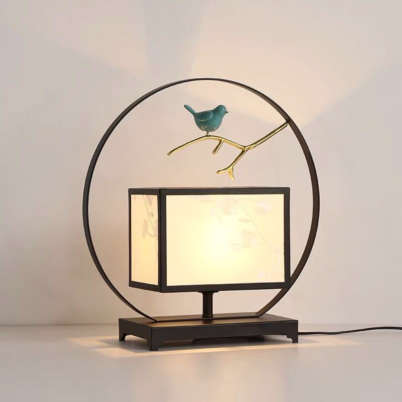 【商品仕様】■個口数：1 （～40Wまで対応）■E26白熱球、電球型蛍光灯、LED電球使用可能■使用電球：1個（※電球は付属しておりません）■商品外寸：幅約40×高さ約42.5(cm)※サイズの誤差は多少発生します。ご了承下さい。★購入後の...