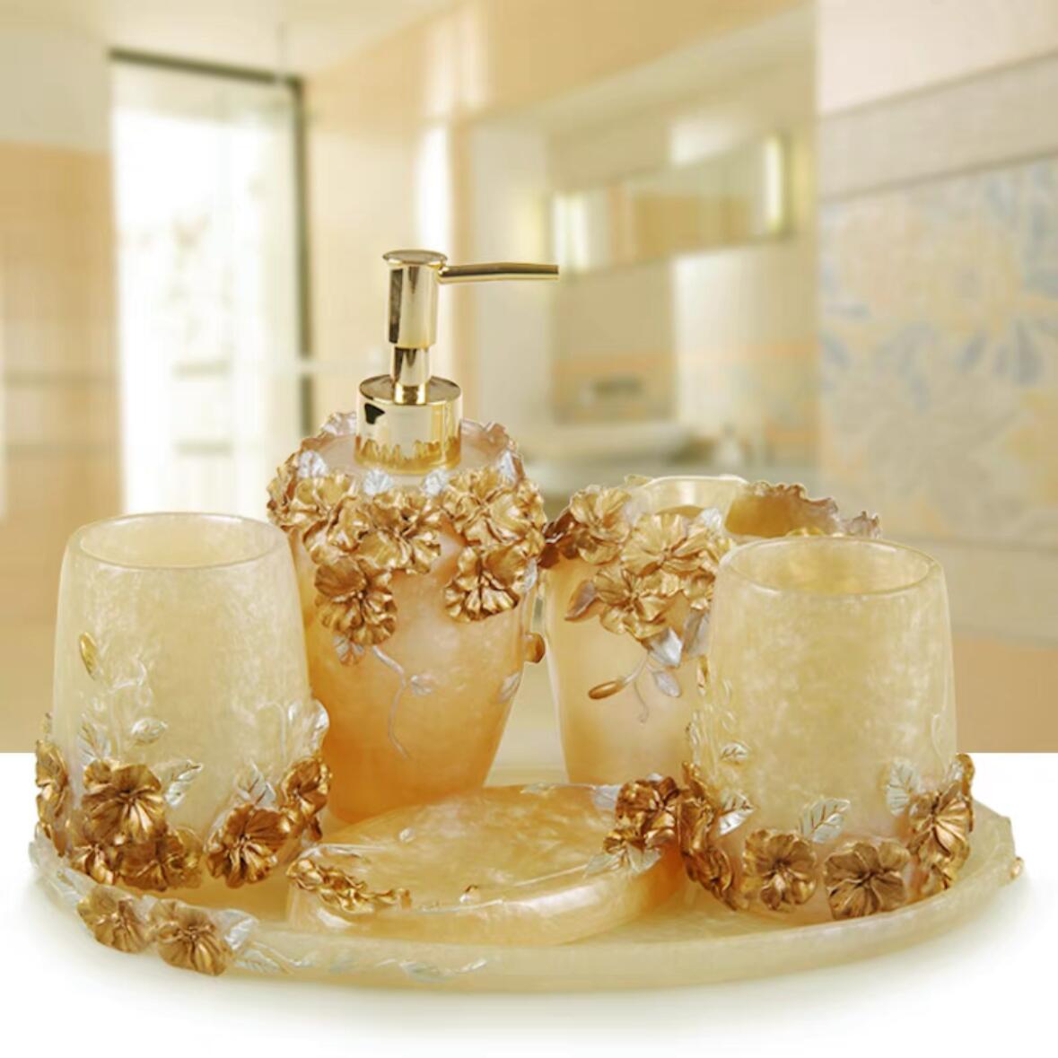 商品説明＜セット内容＞ディスペンサーx1点歯ブラシスタンドx1点石鹸置きx1点カップx2点材質: ABS樹脂☆☆★★★★★★★★★★★★★☆☆◆お客様のご覧になっているモニター等により多少色が異なる場合がございます。あらかじめご了承ください...