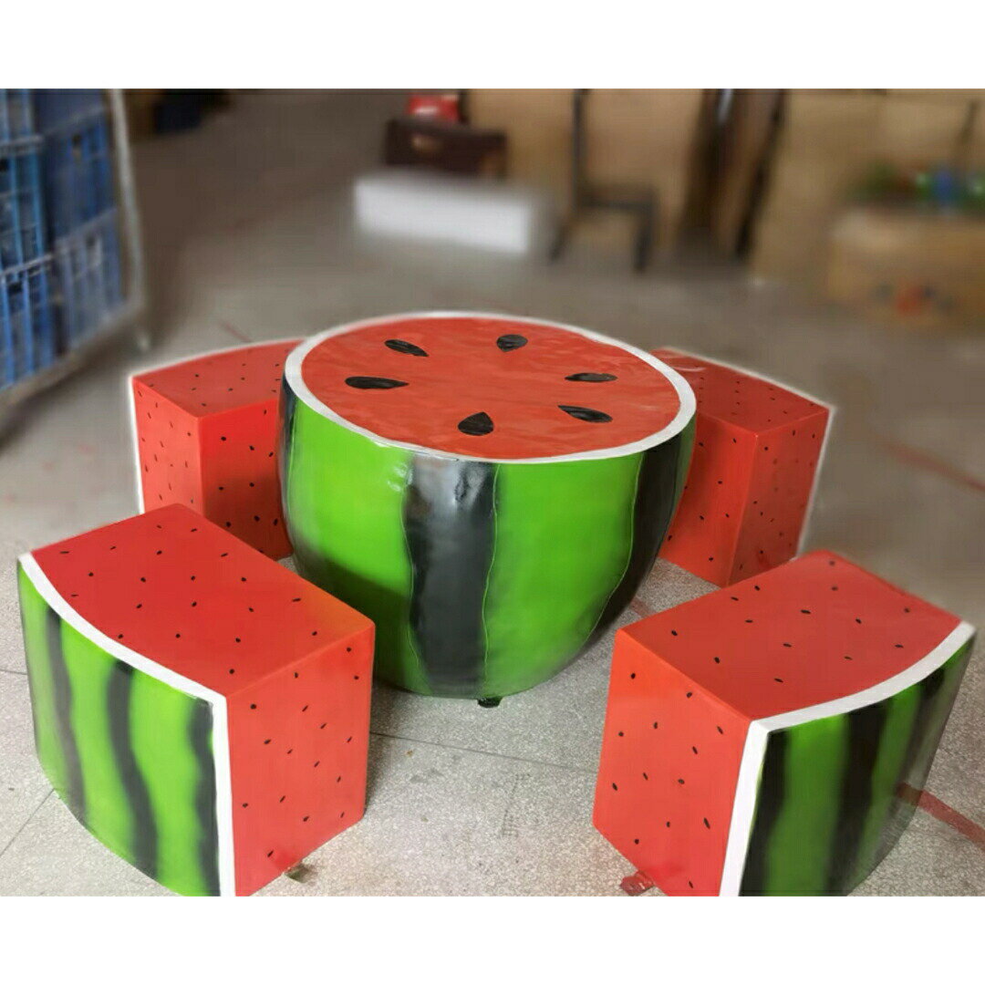 商品説明材質：FRPサイズ(テーブル)約幅80?×奥行80?×高さ62（cm）(チェア)約幅52?×奥行35?×高さ41（cm）お客様のご覧になっているモニター等により多少色が異なる場合がございます。あらかじめご了承ください。複数ご注文の場...