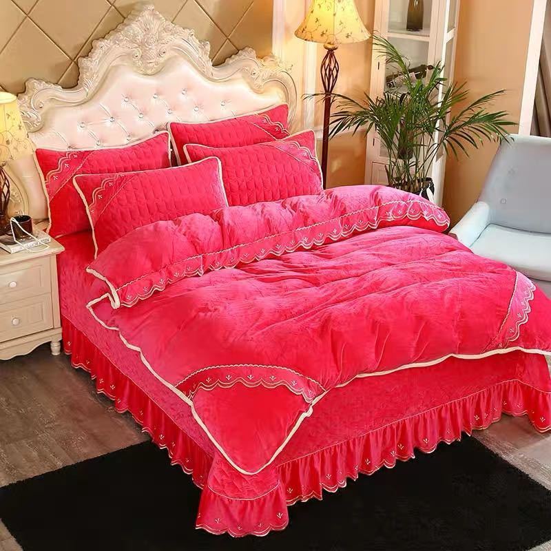 商品サイズ・組成について（カバー4点セット)【素材】ポリエステル100％ベッドパッド1点 ：250x250（cm）掛布団カバー1点： 約200x230 （cm）枕カバー2点： 約48x74cm購入後のキャンセルは、ご遠慮ください。検品のため...