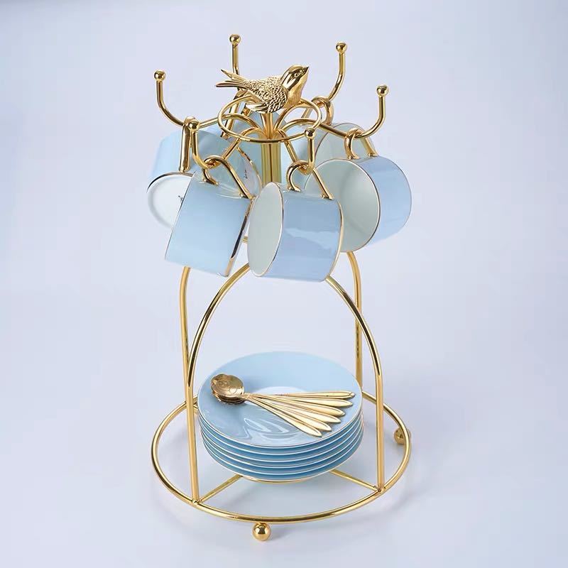 素材・材質:陶器セット内容:カップ＆ソーサー6客カップ ラック x1点スプーンx6点注意事項1、ご利用のPC環境により、実際の商品と色が異なる場合がございます。予めご了承ください。2、新品未使用品ですが、外箱に初期からのスレ、剥げ歪みなどあ...