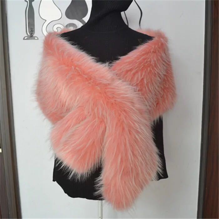 商品詳細★ 新品サイズ：22 x160 (cm)素材：フェイクファー★在庫は日々変動しておりますので万が一売り切れの場合は注文をキャンセルさせて頂く場合がございます。お早めにご注文お願い致します。★購入後のキャンセルは、ご遠慮ください。★検...