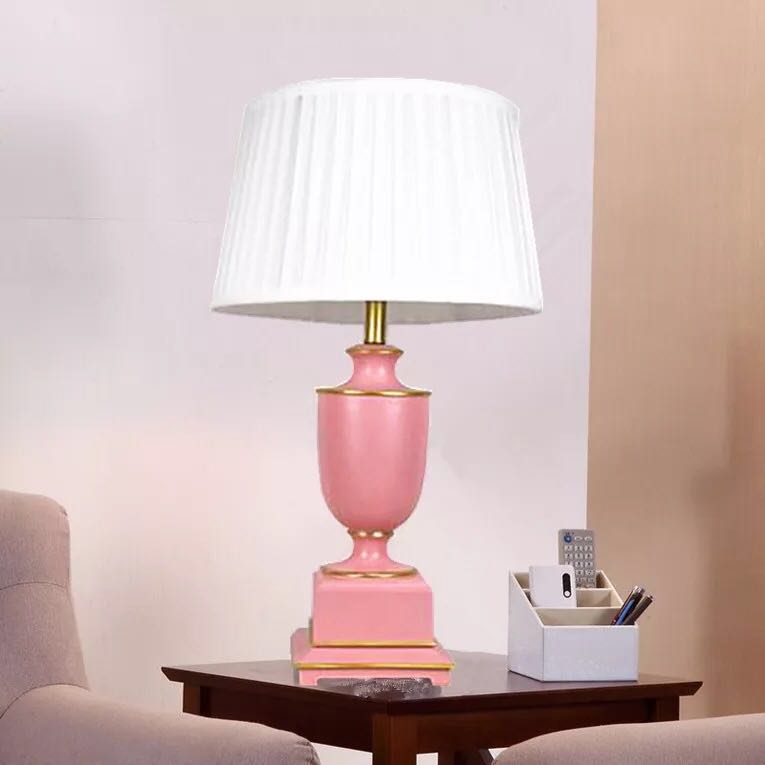 【商品仕様】個口数：1 （〜40Wまで対応）E26白熱球、電球型蛍光灯、LED電球使用可能使用電球：1個（※電球は付属しておりません）【商品サイズ（単位約mm）】商品外寸：幅約41×高さ約74 (cm)※サイズの誤差は多少発生します。ご了承...