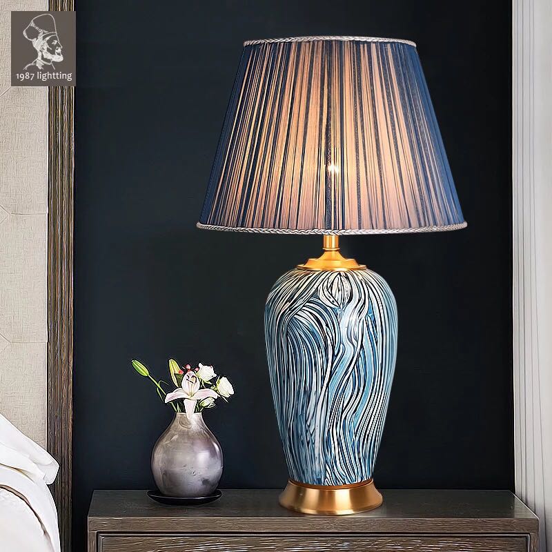 【商品仕様】個口数：1 （〜40Wまで対応）E26白熱球、電球型蛍光灯、LED電球使用可能使用電球：1個（※電球は付属しておりません）商品外寸：幅約39×高さ約68 (cm)※サイズの誤差は多少発生します。ご了承下さい。購入後のキャンセルは...