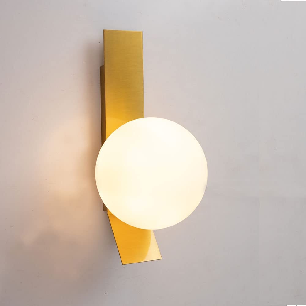 真鍮＆ガラス約630g口金G9 H26cm＊D12cm、電球直径：10cm金属本体、ランプシェード、ネジ※壁付け専用照明器具です(埋め込み配線)。取付けは必ず電気工事店にご依頼ください。 ※照明器具にはスイッチは付いておりません。壁スイッチ...