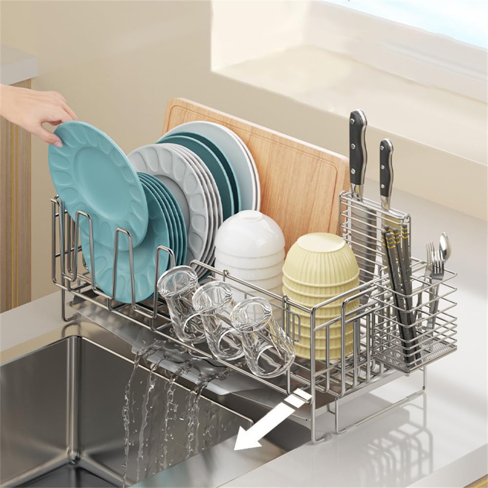 □商品詳細? 【POINT1】 幅が伸縮式なので食器の量やシンクに合わせて簡単に調整可能！ 20cm~37cmまで無段階調整なので、お好みの幅でお使いいただけます。 伸ばした部分はシンクに水が直接落ちるのでシンク回りが汚れず安心。 ? 【P...