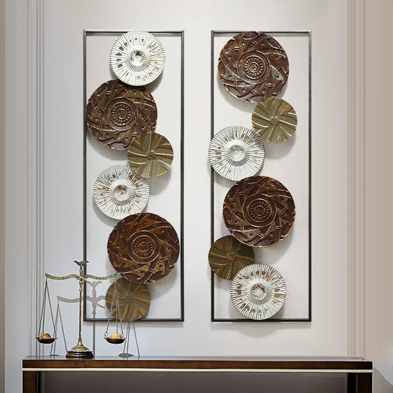 金属工芸品1セットニ点全体サイズ (cm）：幅31 *? 高さ89.5材質：アイアン、他?お客様のご覧になっているモニター等により多少色が異なる場合がございます。あらかじめご了承ください。複数ご注文の場合やお急ぎの場合は必ず事前に納期のお質...