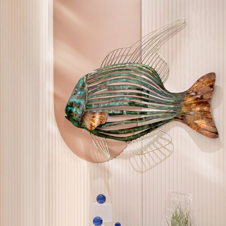 壁飾り インテリア雑貨 部屋飾り　壁面装飾 民芸品 .魚柄工芸品サイズ（cm） ：幅 81 x 高さ 63材質：アイアン、他お客様のご覧になっているモニター等により多少色が異なる場合がございます。あらかじめご了承ください。複数ご注文の場合や...