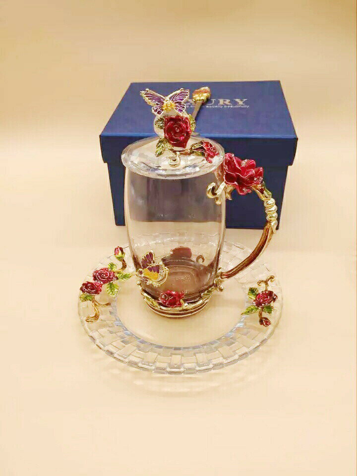 シンプルで使い勝手の良いデザイン。素敵なティータイム個包装になっておりますので引越祝いや贈り物としても最適。【材質】カップ/耐熱ガラス※商品は画像1枚にある物が全てです使用上の注意●直火での使用はできません。●強化ガラスではありません。ひね...