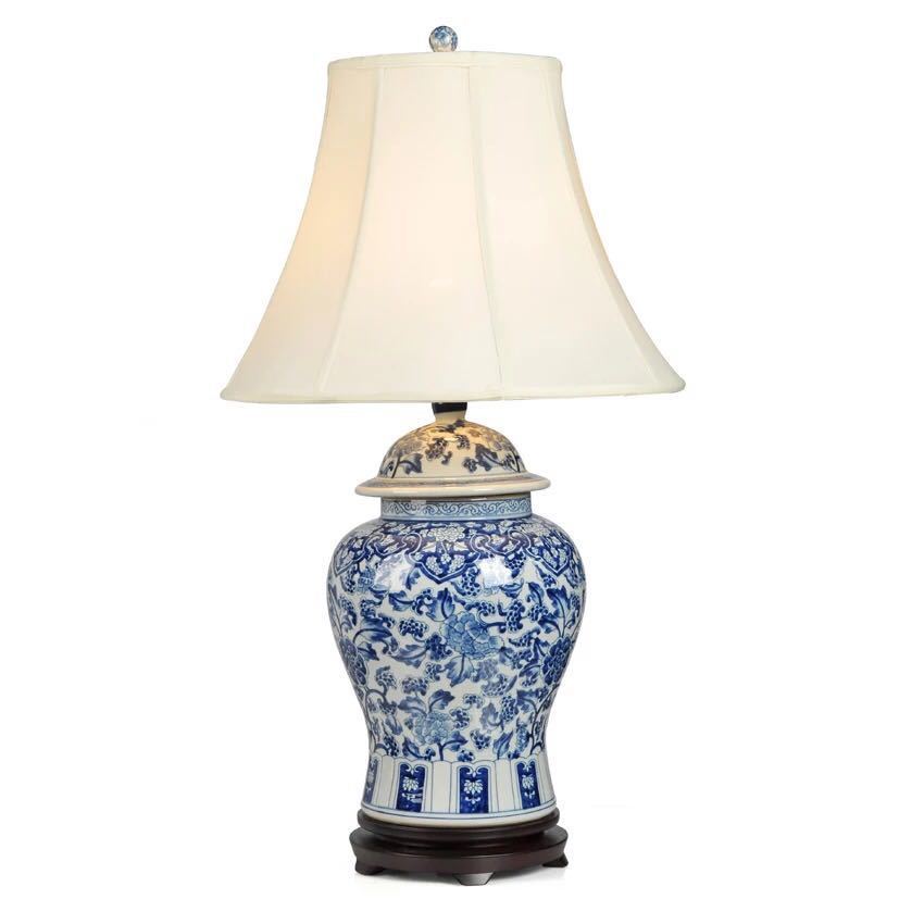 【商品仕様】 ■個口数：1 （?40Wまで対応） ■E26白熱球、電球型蛍光灯、LED電球使用可能 ■使用電球：1個（※電球は付属しておりません） ■商品外寸：幅約51 ×高さ約86 (cm) ※サイズの誤差は多少発生します。ご了承下さい。...
