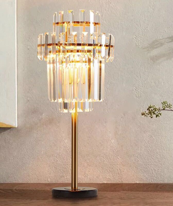 【商品仕様】 ■個口数：1 （?40Wまで対応） ■E26白熱球、電球型蛍光灯、LED電球使用可能 ■使用電球：1個（※電球は付属しておりません） ■商品外寸：幅約30 ×高さ約70 (cm) ※サイズの誤差は多少発生します。ご了承下さい。...