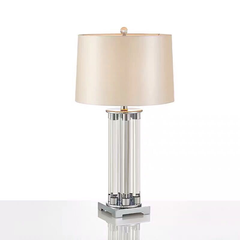 【商品仕様】■個口数：1 （?40Wまで対応）■E26白熱球、電球型蛍光灯、LED電球使用可能■使用電球：1個（※電球は付属しておりません）■商品外寸：幅約38 高さ約72（cm)※サイズの誤差は多少発生します。ご了承下さい。在庫は日々変動...